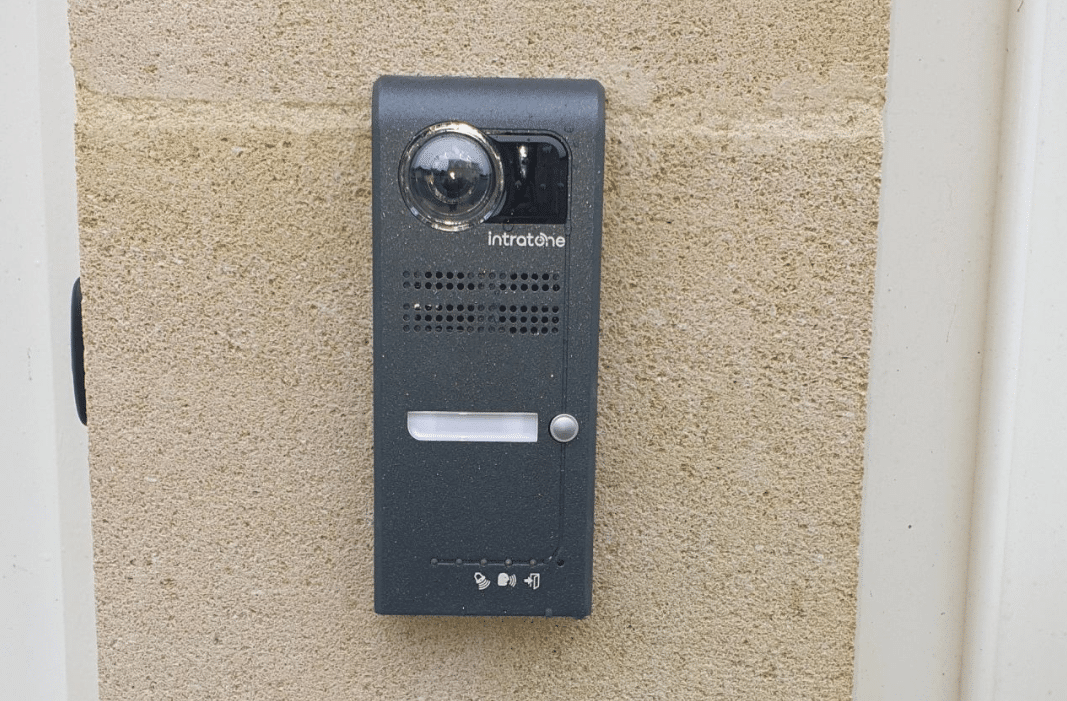 Photos d'installation des produits INTRATONE - Intratone